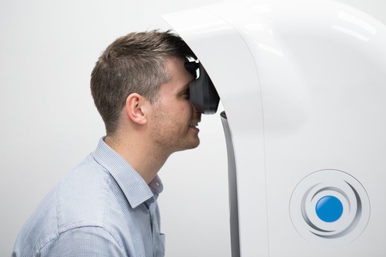 Vision-S 700 - Essilor Instruments