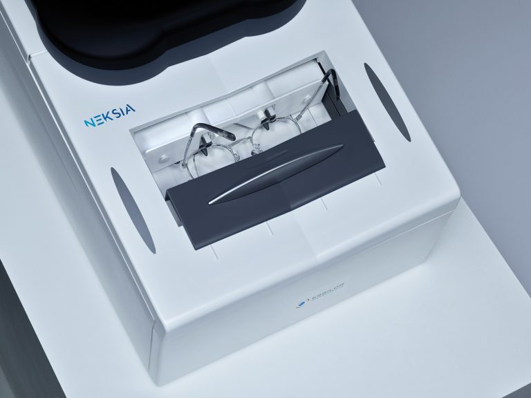 Neksia TCB - Essilor Instruments